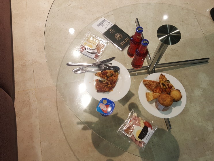 스페인 여행 :: 말라가 공항 (AGP) Sala vip 라운지 이용 후기/ PP카드 사용 가능 :) : 네이버 블로그