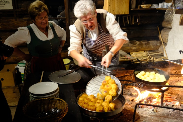 오스트리아 여행 바트 고이제른(Bad Goisern) 홀츠크네히트(Holzknecht Museum) : 네이버 블로그