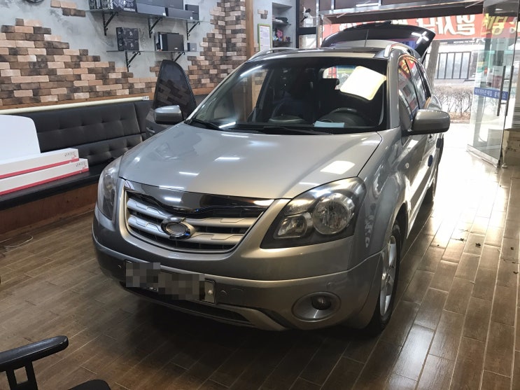 수원QM5 후방카메라와 네비게이션 설치작업 거치형네비 특별하게 장착하는 방법 월드카오디오. : 네이버 블로그