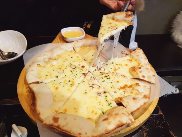 명동 화떡화덕피자와 즉석떡볶이를 한 번에 먹을 수 있는~맛 집 ♡ 네이버 블로그