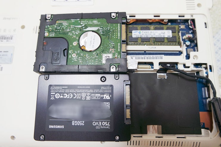 삼성SSD 750 evo로 삼성 노트북 SF511 하드 교체 완료! : 네이버 블로그