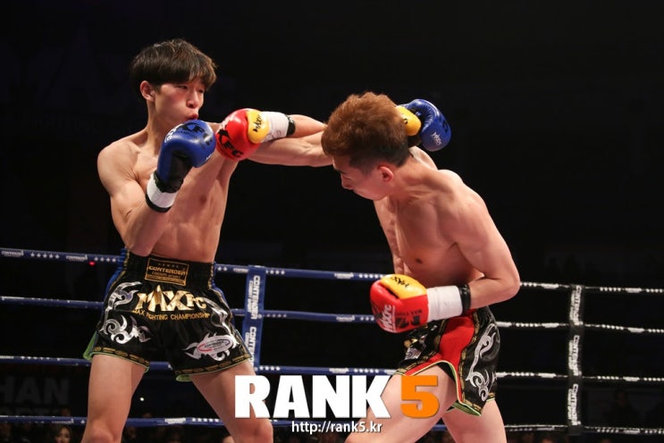 MAX FC 07 in Seoul "All for One" 메인 리그 리뷰 제 1경기 황진수 vs 강범준 : 네이버 블로그