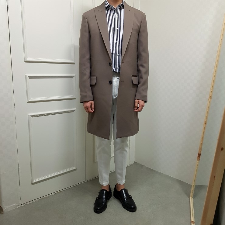 남자 봄코트 코디하찌스트라이프셔츠흰바지화이트핸츠더블몽크스트랩 유뱅의 데일리룩 블로그 네이버 블로그