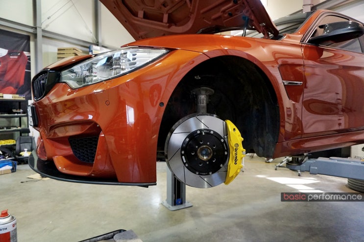 BMW F80 M3 브레이크 풀킷 CTS-V 6P 380mm CTS-V 4P 360mm 장착 : 네이버 블로그
