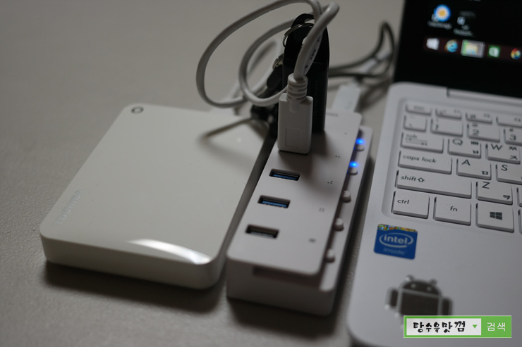 USB의 안정적인 확장 : ipTIME UH305 USB 3.0 5port hub - 아이피타임 5포트 허브 : 네이버 블로그