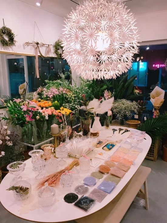 부산 광안리 기념품샵 오랜지바다 인테리어소품샵 러브이즈기빙 네이버 블로그
