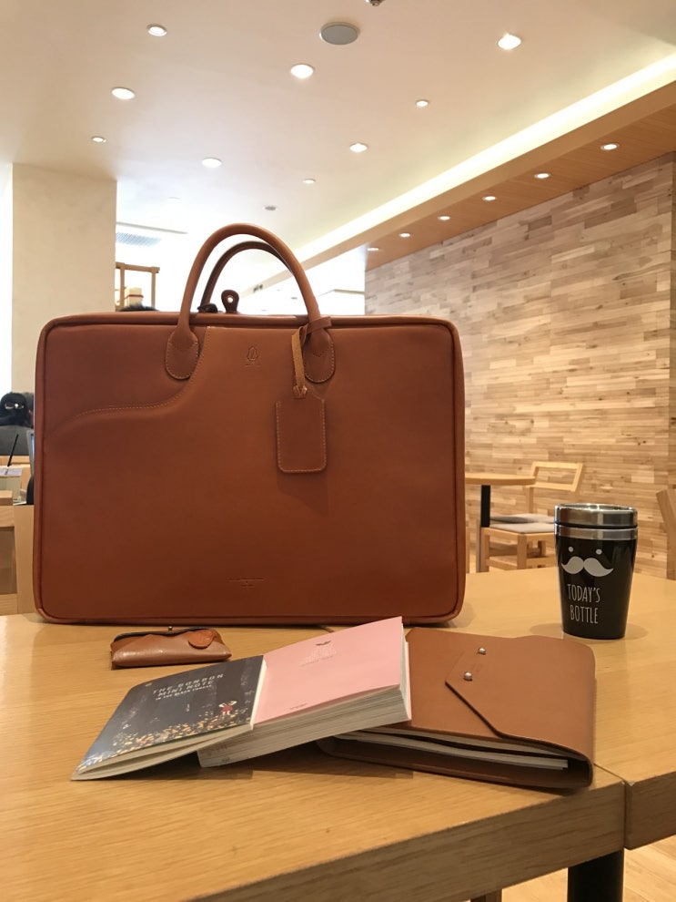 아무리커도 걱정없는 17인치 노트북가죽가방 ikju : 네이버 블로그