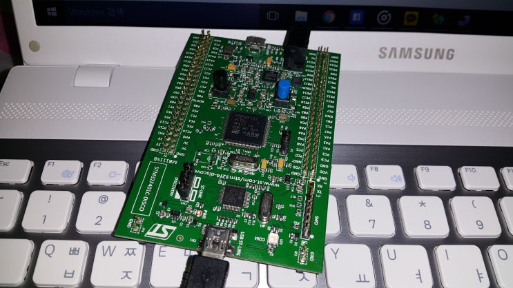 [STM32F4-DISCOVERY] 빠른 시작 - HAL Driver를 이용한 LED 깜빡이기 : 네이버 블로그
