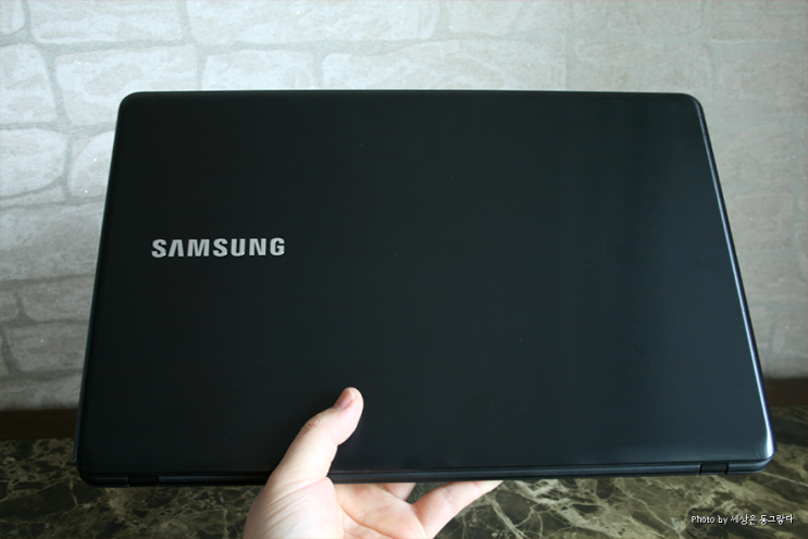 삼성노트북 NT500R5W-KD2S 까보기 - 저가형 카비레이크 펜티엄 노트북 : 네이버 블로그