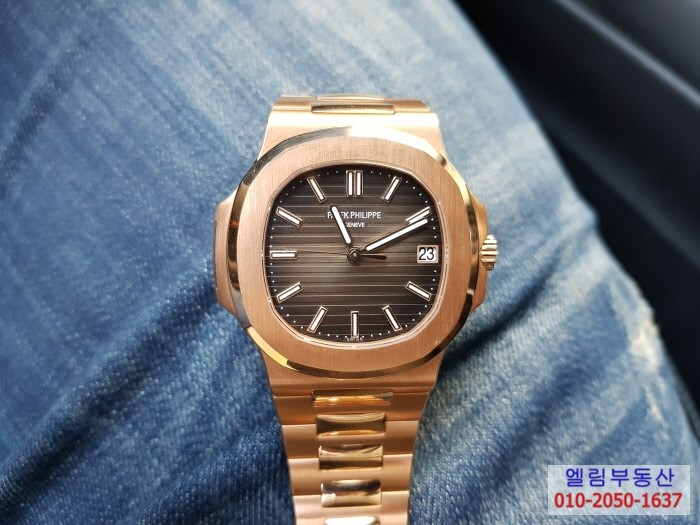 파텍필립 노틸러스 5711 로즈골드 금통시계 : 아름다움의 극치 : 네이버 블로그