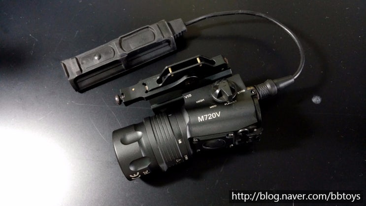 슈어 파이어 M720 점등 불량 수리하기 : 네이버 블로그