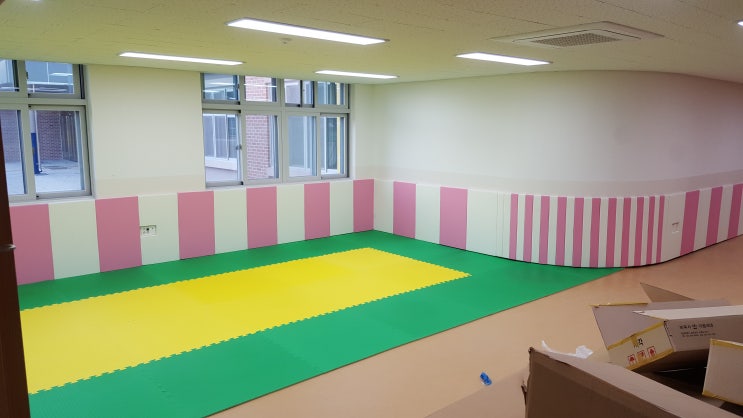 ♥ 충주혜성학교벽쿠션 유치원벽쿠션 바닥매트 벽면쿠션 어린이집벽면인테리어 바닥안전매트 어린이집안전시설 유치원안전시설 특수반안전시설