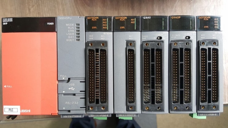 [중고]MITSUBISHI PLC Q35B/Q61P/Q02HCPU/ QD75D4N*2 /QD75D2N/QX42/ QY42P ...