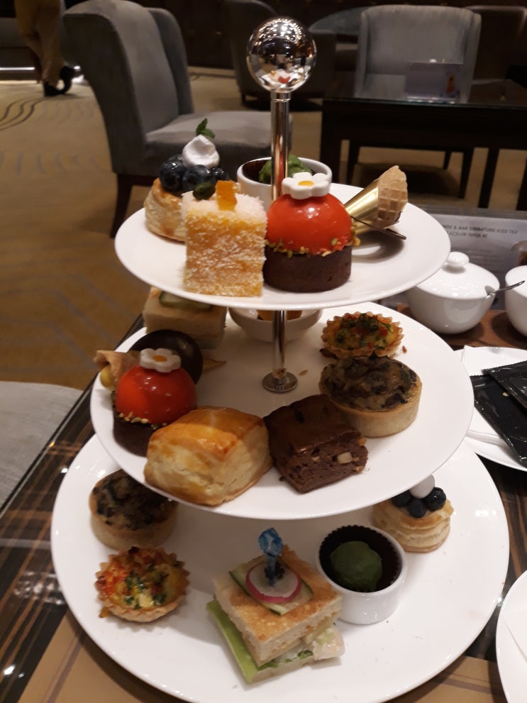 일본생활//도쿄생활//서울 친정나들이...권여사랑 그랜드 인터컨티넨탈 호텔에서 즐기는 애프터눈티!!!!ㅎ : 네이버 블로그