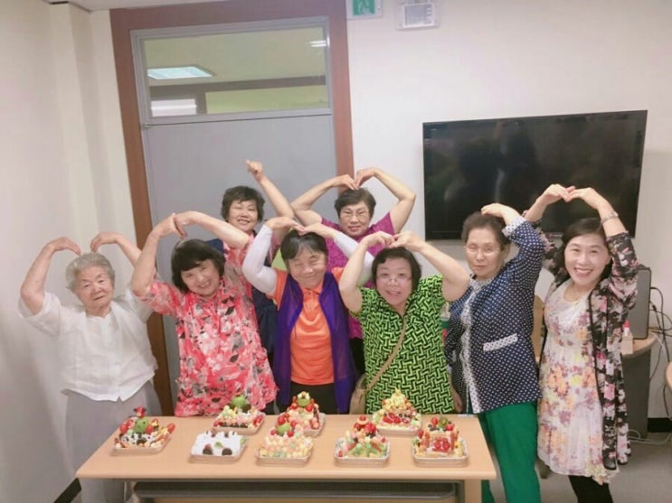 복지관강의이숙희강사 푸드테라피집단상담 과자케익만들기 문화교육개발연구소 세계아동요리협회강서지사 네이버 블로그