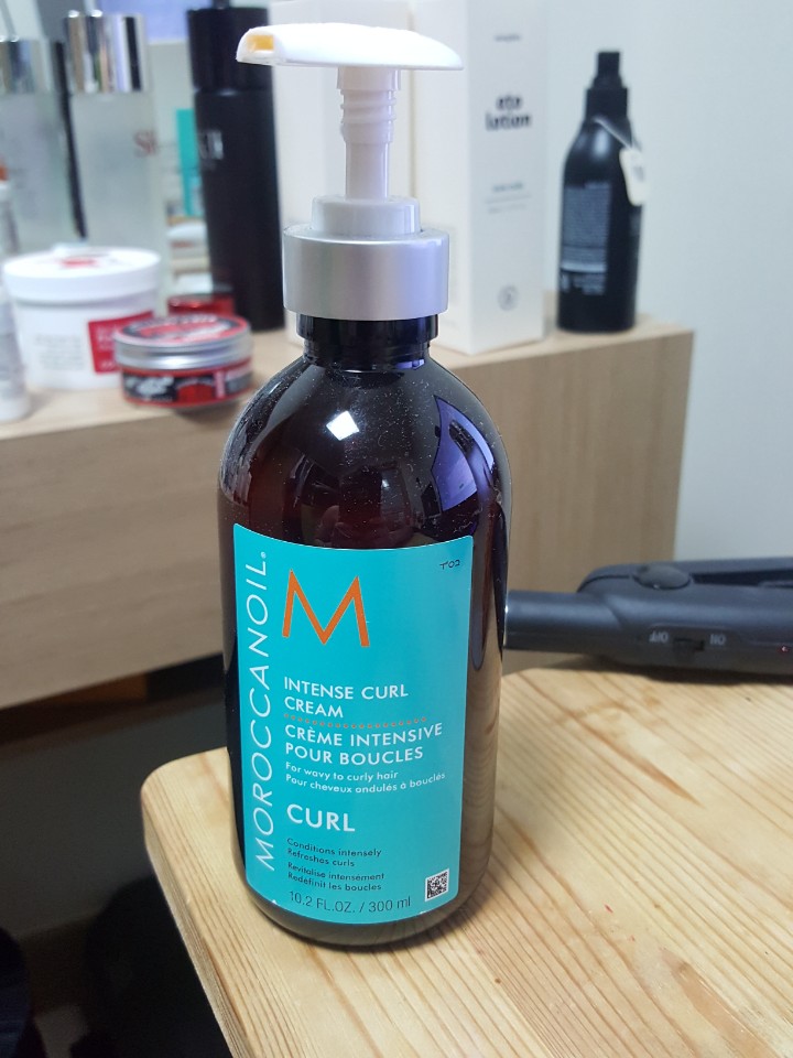 컬링에센스 추천으로 불리는 모로칸오일 인텐스 컬 크림을 직접 구매해서 사용 해봤습니다. : 네이버 블로그
