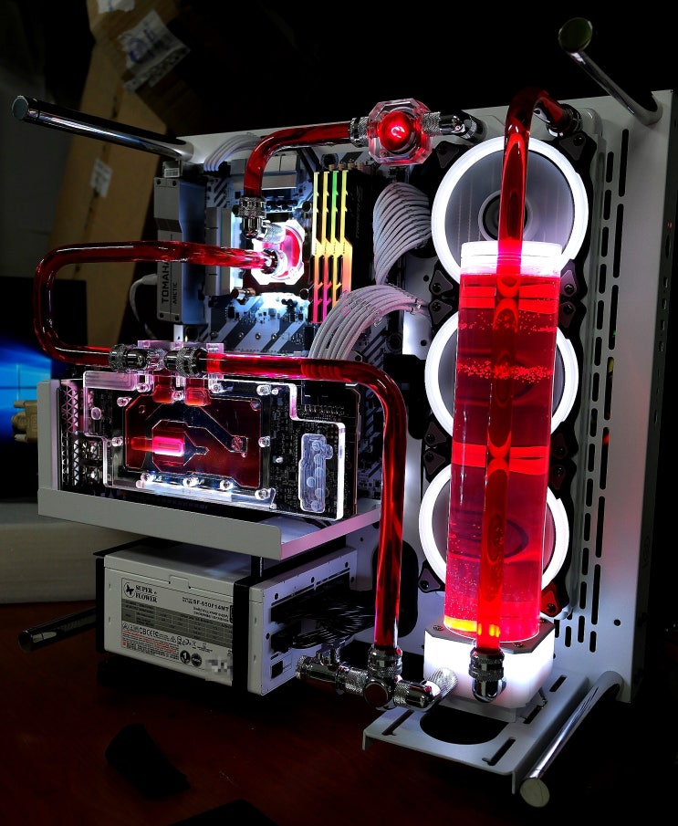 써멀테이크 CORE P3 화이트 컨셉 + 레드 포인트 배틀그라운드용 1080TI 최강 커스텀수냉PC : 네이버 블로그