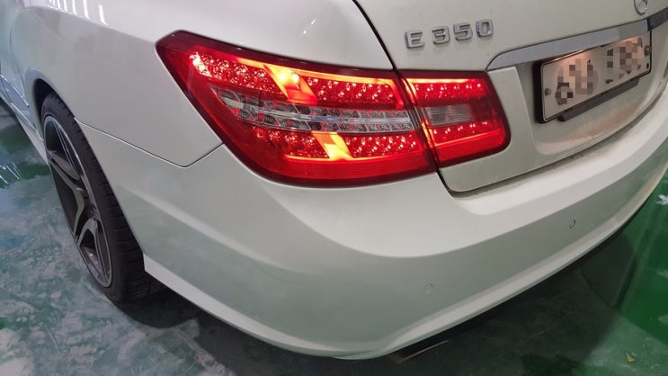 벤츠 E350 쿠페 주차 파손 디테일웍스 광택코팅판금도장부분도색범퍼복원덴트스팀세차디테일링보험처리