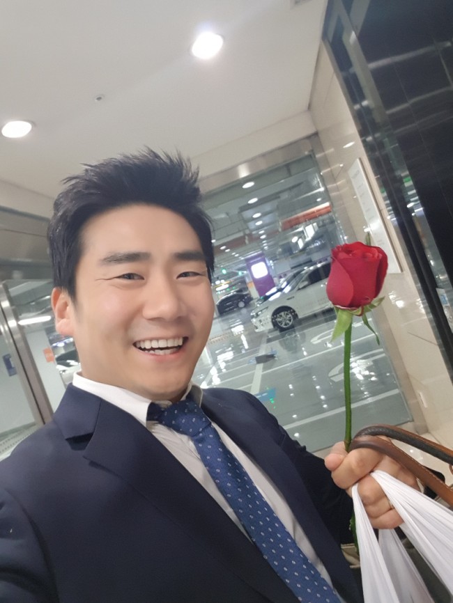 불행은 쥐고 있는 것이 아니다 : 네이버 블로그