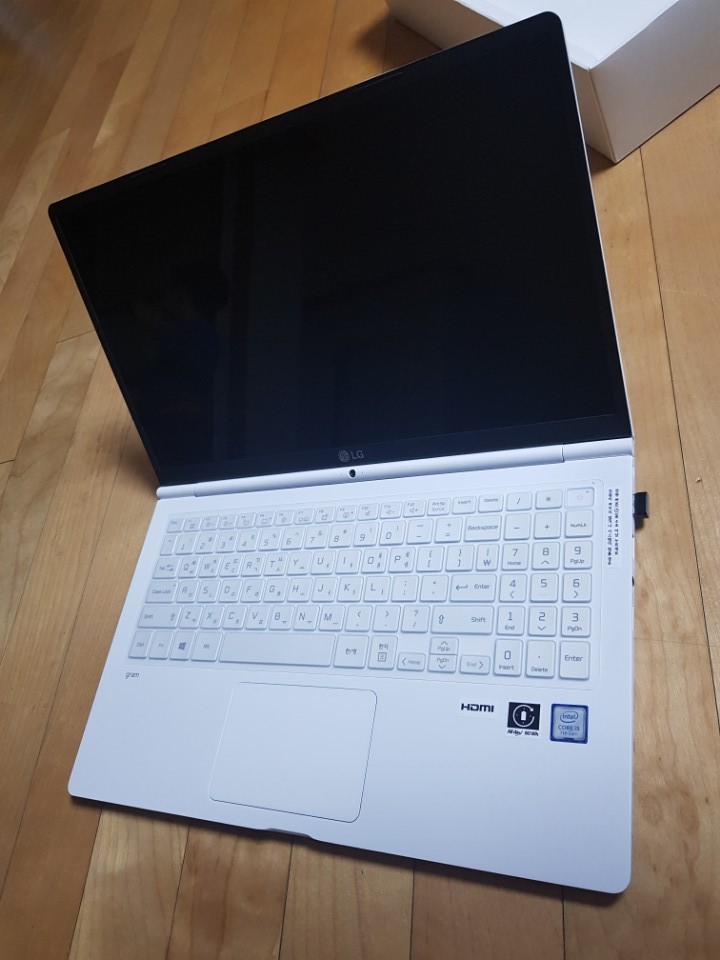 [생활 리뷰] LG gram 노트북 15z970 GA50K 개봉기 : 네이버 블로그