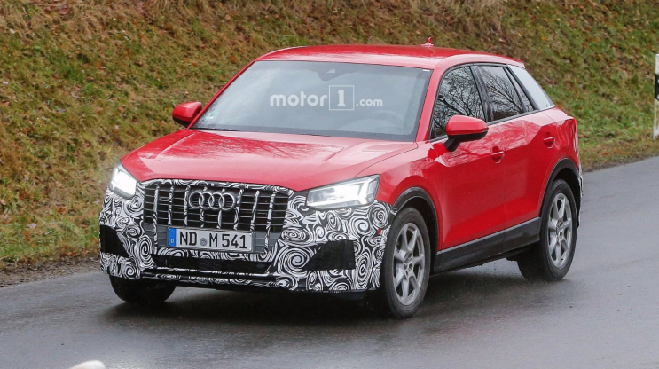 아우디 소형 SUV Q2의 고성능 버전 SQ2 스파이샷 공개 : 네이버 블로그