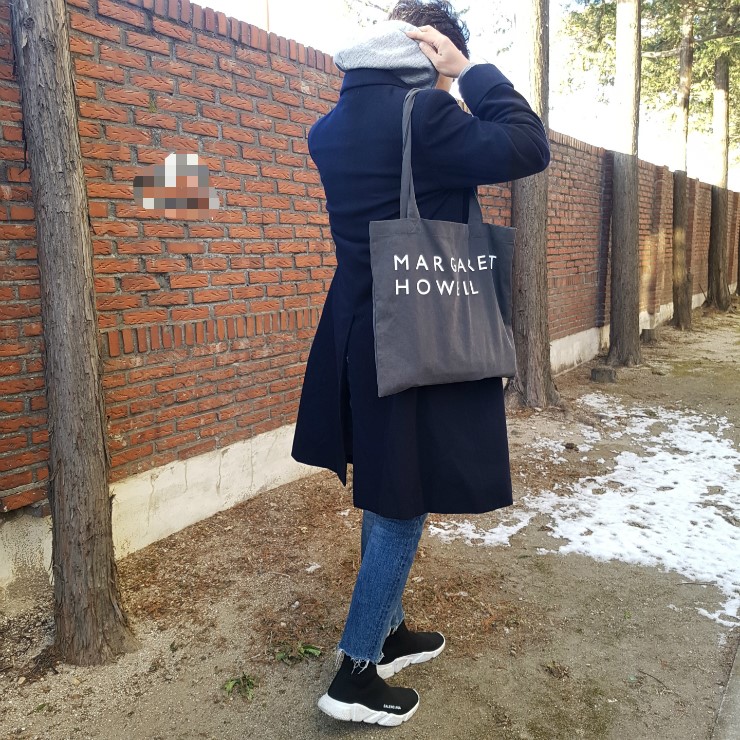 남자 마가렛호웰 에코백 코디롱코트유니클로 후드집업라이더자켓녹색니트밑단컷팅진발렌시아가 스피드러너 유뱅의 데일리룩 블로그