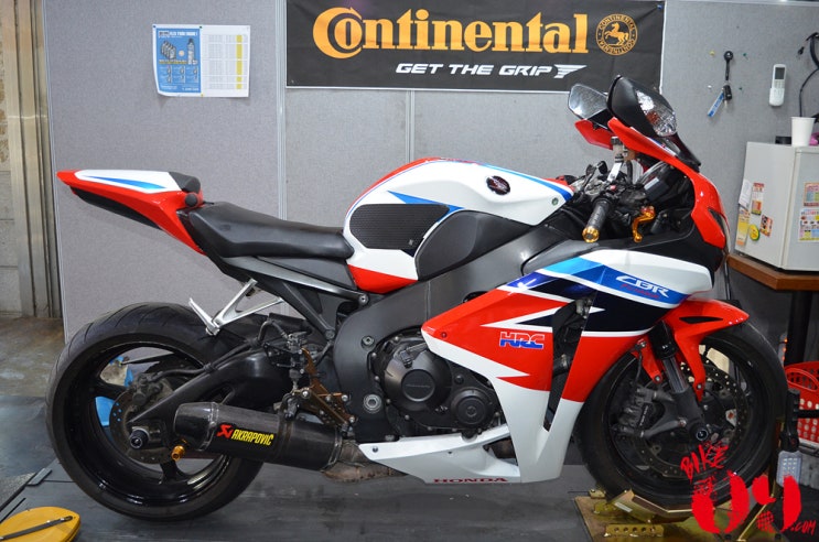 혼다 Cbr1000rr 오토바이 메쉬호수 기어인디게이터 힐텍 프렌튜보 장착점 취급점 전문점 튜닝 대리점 오토바이 용달 베스파