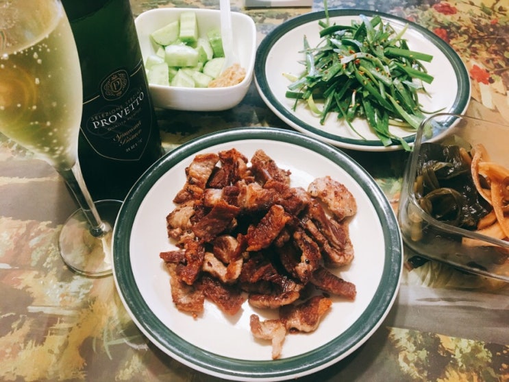 “가성비란 이런 것이다!”를 알려주는 와인 카바 프로베토 비앙코 브뤼(Cava Provetto Bianco Brut) : 네이버 블로그