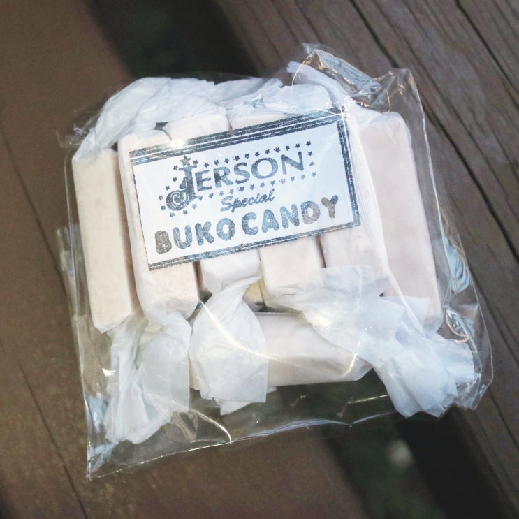 독특한 필리핀 디저트 : 초코쿠키, 코코넛캔디 (BUKO CANDY) : 네이버 블로그