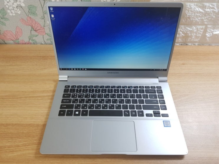 SOLDOUT 749,000원 15 삼성전자 노트북9 metal NT900X5H-K39L [i3-6006U,8GB,SSD256GB]1.29kg : 네이버 블로그