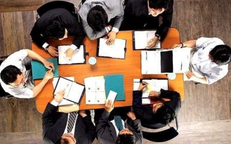 조직의 집권화와 분권화 : 네이버 블로그