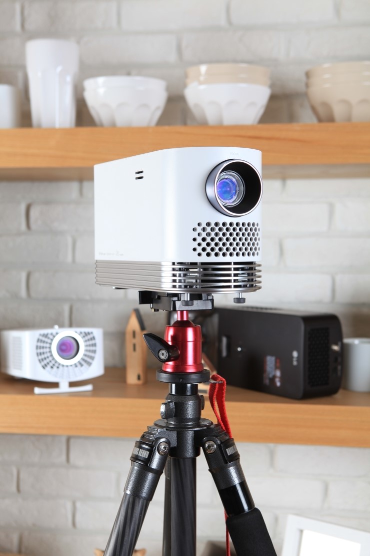 LG 시네빔 HF80JA 레이저 광원으로 즐기는 풀HD 프로젝터의 새로운 변화가 시작된다. : 네이버 블로그