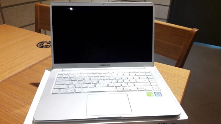 삼성 노트북 9 Always NT900X5T-X58A/8세대 i5 8250U/8GB DDR4/256GB SSD : 네이버 블로그