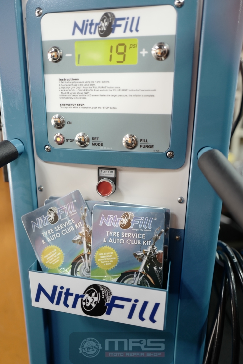 NITRO FILL (니트로필) 타이어 질소 주입기 입고. 타이어 보험 서비스 : 네이버 블로그