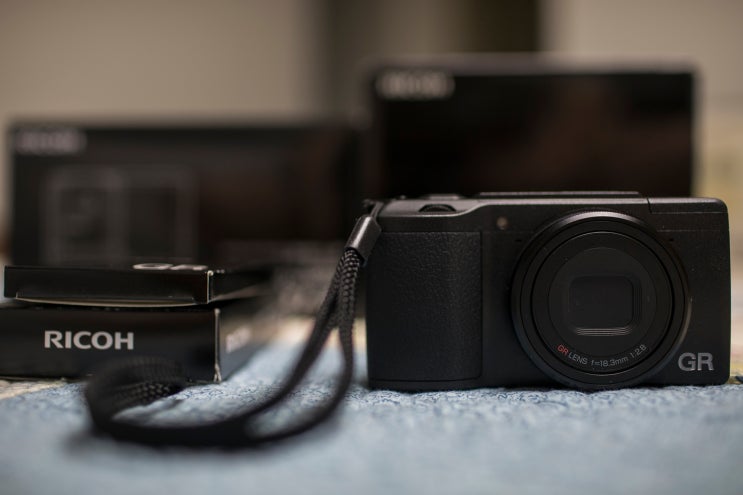 RICOH GR2 Digital Camera / 리코 GR2 디지털 카메라 개봉기 : 네이버 블로그