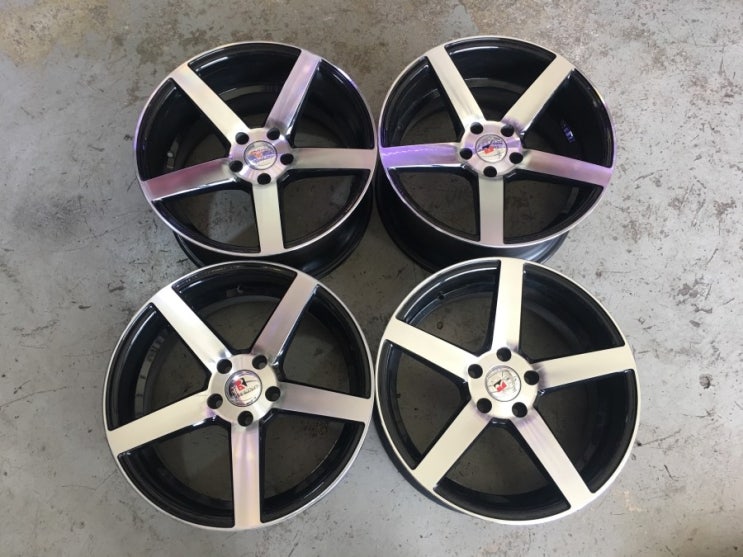 루피노R3 18인치중고휠 부산중고휠타이어 사제18인치중고휠 해운대중고휠타이어 기장중고타이어 정관중고타이어 송정중고휠 부산타이어 ...