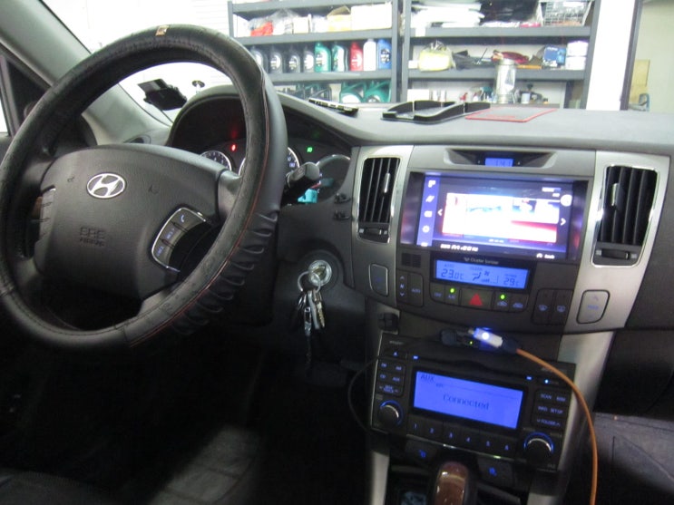 [울산네비게이션매립][울산네비매립] UAG 울산 현대 NF 소나타 트랜스폼 2007 JY커스텀 T3000 실시간 티맵연동 미러링 네비매립 오토긱 AUTOGEEK 주영모터스 ...