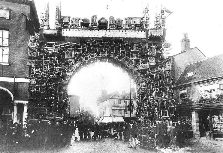 High Wycombe의 상징 - Chair Arches / 윈저체어 / 체어메이커 : 네이버 블로그