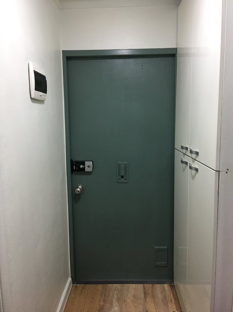 현관 셀프인테리어 1 현관문 페인트칠하기 네이버 블로그