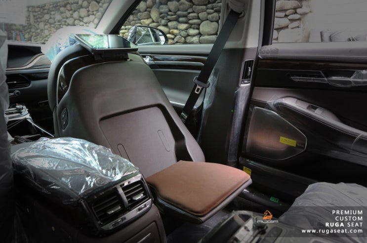 제네시스 EQ900 VIP 풋 레스트, 보조 헤드레스트 장착 : 네이버 블로그