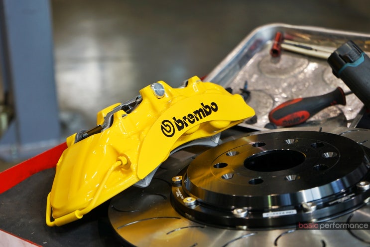 쉐보레 카마로SS - 브레이크 업그레이드! BREMBO CTS-V 6P 380MM + REAR 4P 360MM + 얼스호스 + 페로도DOT 5.1 : 네이버 블로그