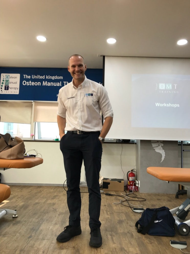 영국 도수치료 코스 ( OMT course - Osteon Manipulation Therapy / IASTM) : 네이버 블로그