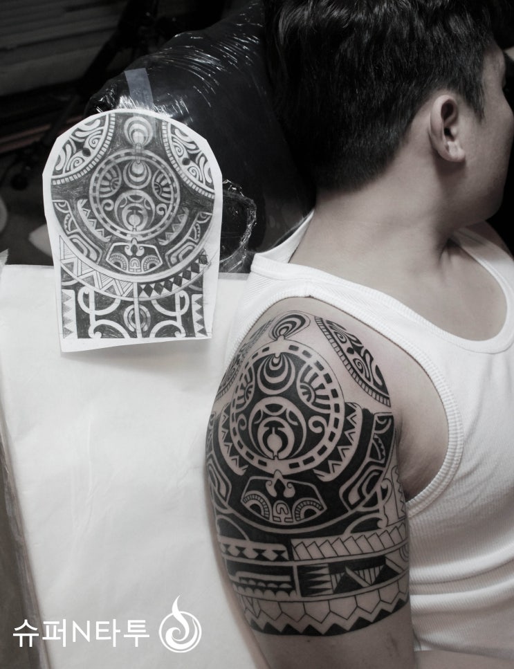 더락타투 드웨인존슨타투 The Rock Tattoo 폴리네시안타투 사모아타투 마오리타투 슈퍼n타투 슈퍼네츄럴타투