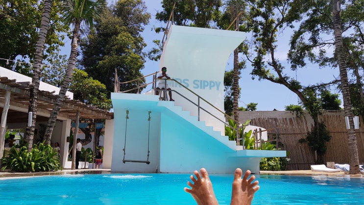 발리 미세스시피(mrs sippy), 스미냑 핫플 다이빙 수영장 풀바 : 네이버 블로그