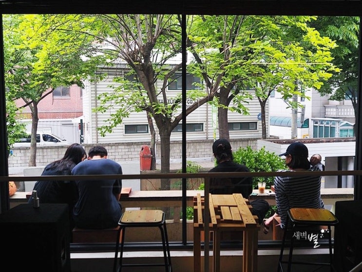 [합정 카페] 콘하스 Conhas Coffee : 네이버 블로그