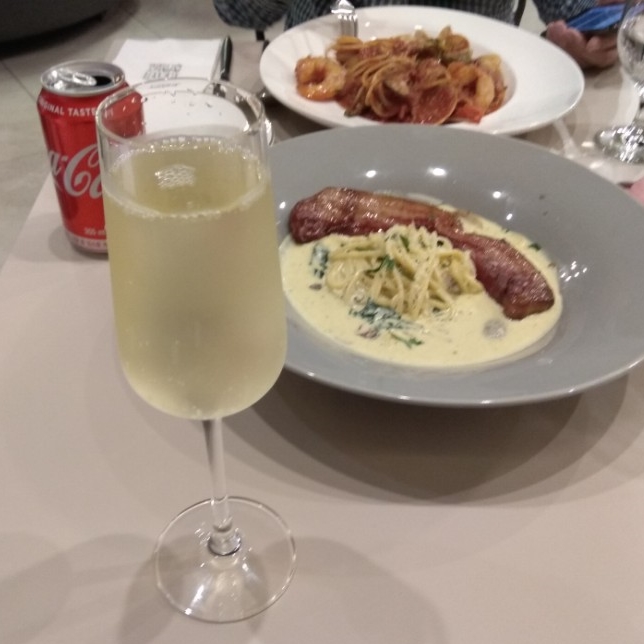 [스페인] Provetto White Brut(프로베토 화이트 브륏) @아방뮤제 판교 : 네이버 블로그