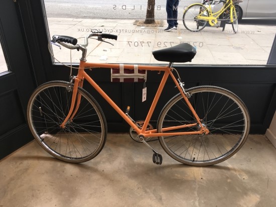 혹스톤 지역에 새로생긴 자전거 리페어샵 Armourtex Cycles/ 런던너의 자전거일상 : 네이버 블로그