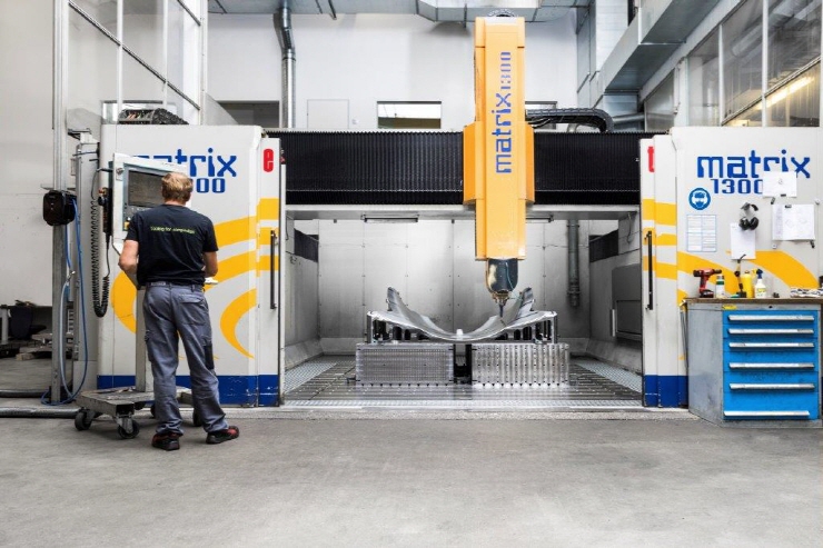 5 AXIS GANTRY (MOBILE BRIDGE) MACHINING CENTRE / Breton / MATRIX ...