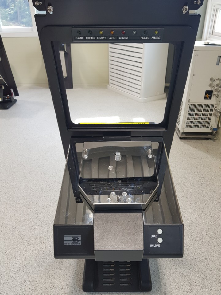 Brooks Automation Wafer Load Port (LPM FOSB)002-7200-20,127000-123 ...