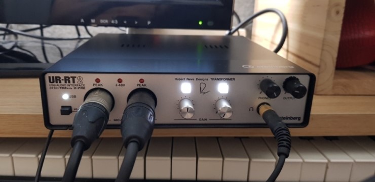 라이브방송용 오디오인터페이스 UR-RT2 리뷰 : 네이버 블로그